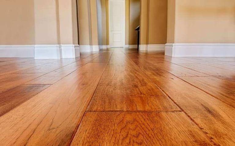 How Long to Wait Between Coats of Polyurethane on Hardwood Floors