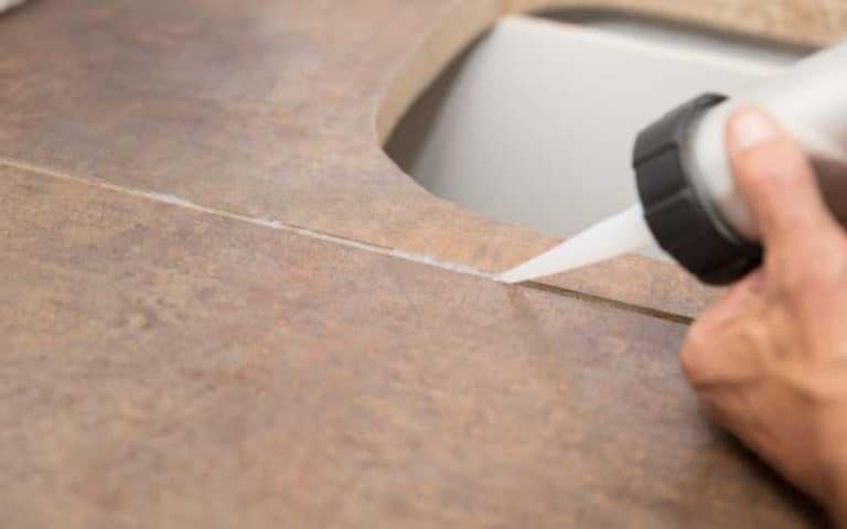 Can You Sand Caulk? (4 Easy Steps)